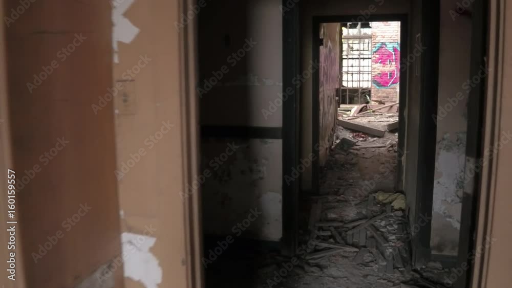 CLOSE UP: Exploring scary dark rooms and corridors in abandoned ...