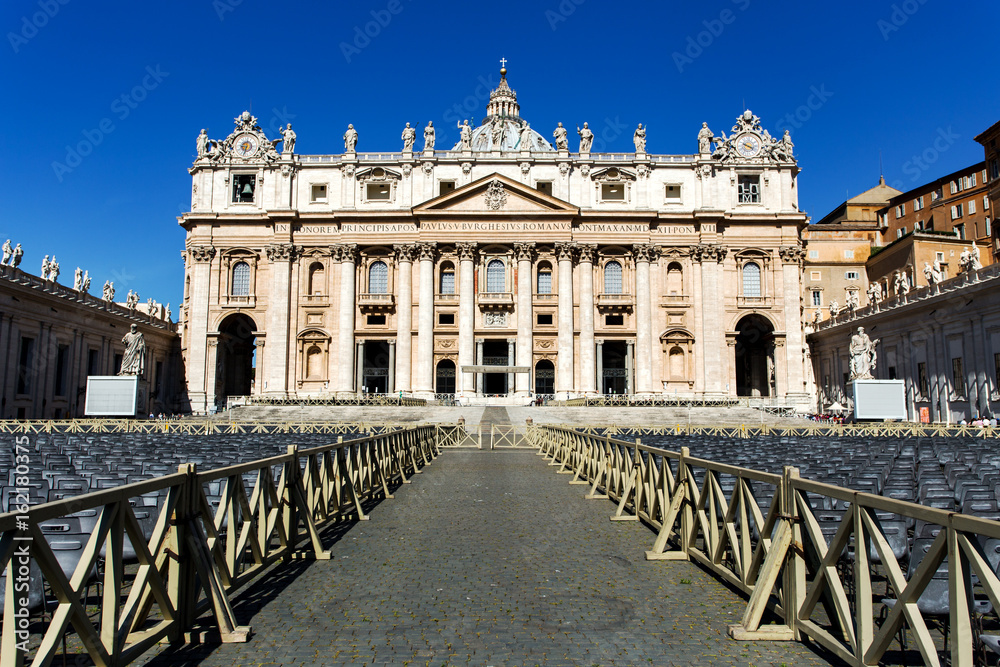 View to Basilica di San Pietro from Piazza San Pietro Stock Photo ...