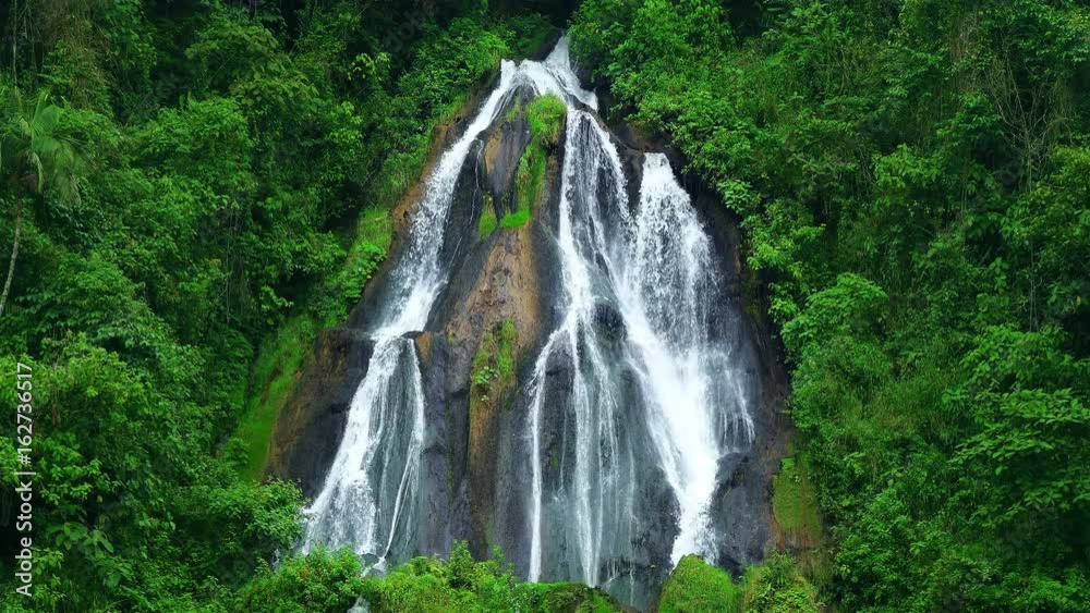 Vidéo Stock Waterfalls at Santa Rosa de Cabal, Colombia. Beautiful ...