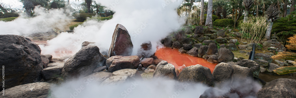 Hot spring water (Hells), red pond in Umi Jigoku at Beppu, Oita-shi ...