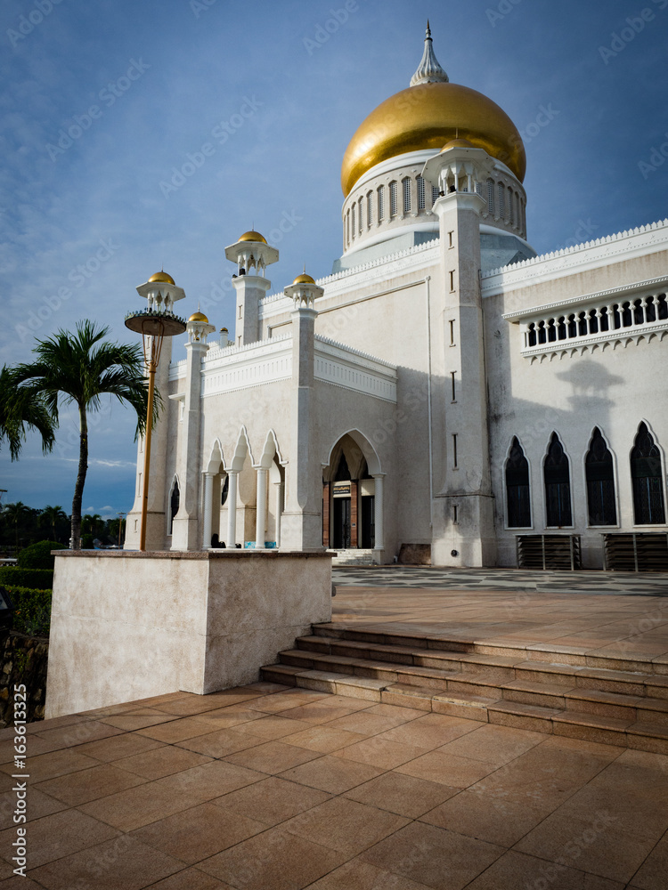 Sultan Omar Ali Saifuddin Mosque, Bandar Seri Begawan, Sultanate of ...