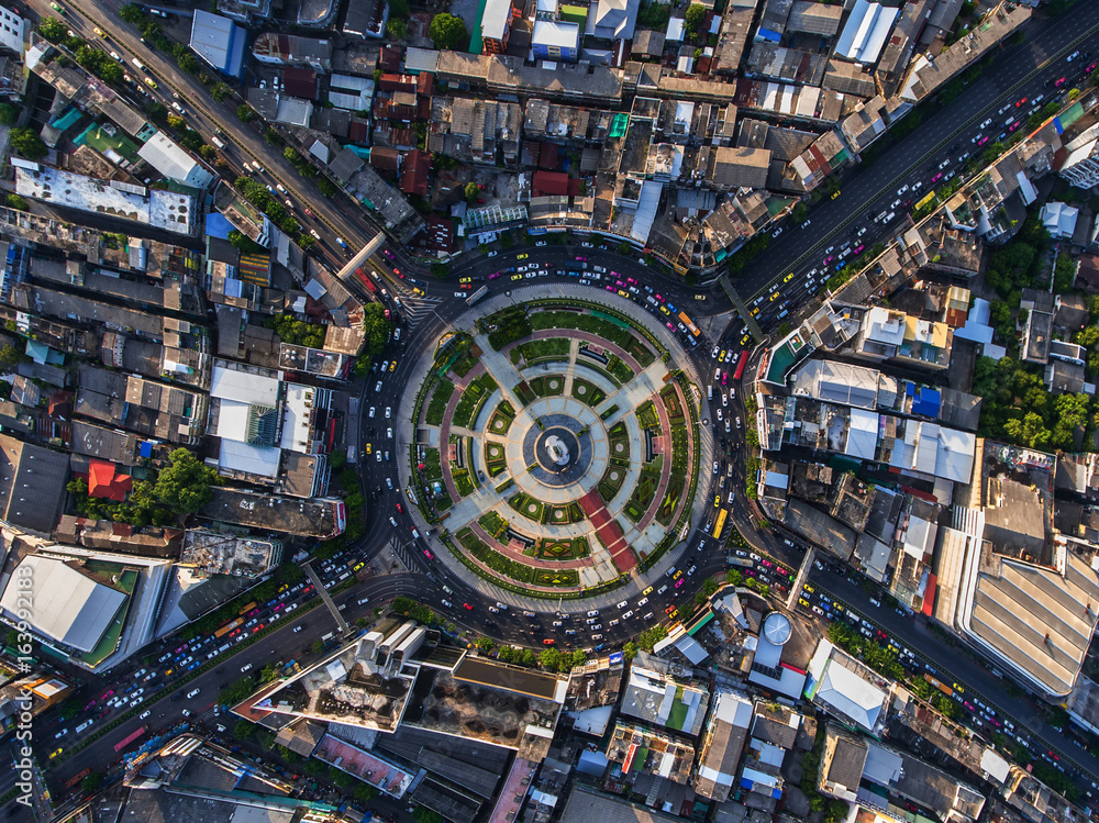 Road roundabout with car lots in Bangkok,Thailand.street roundabout ...