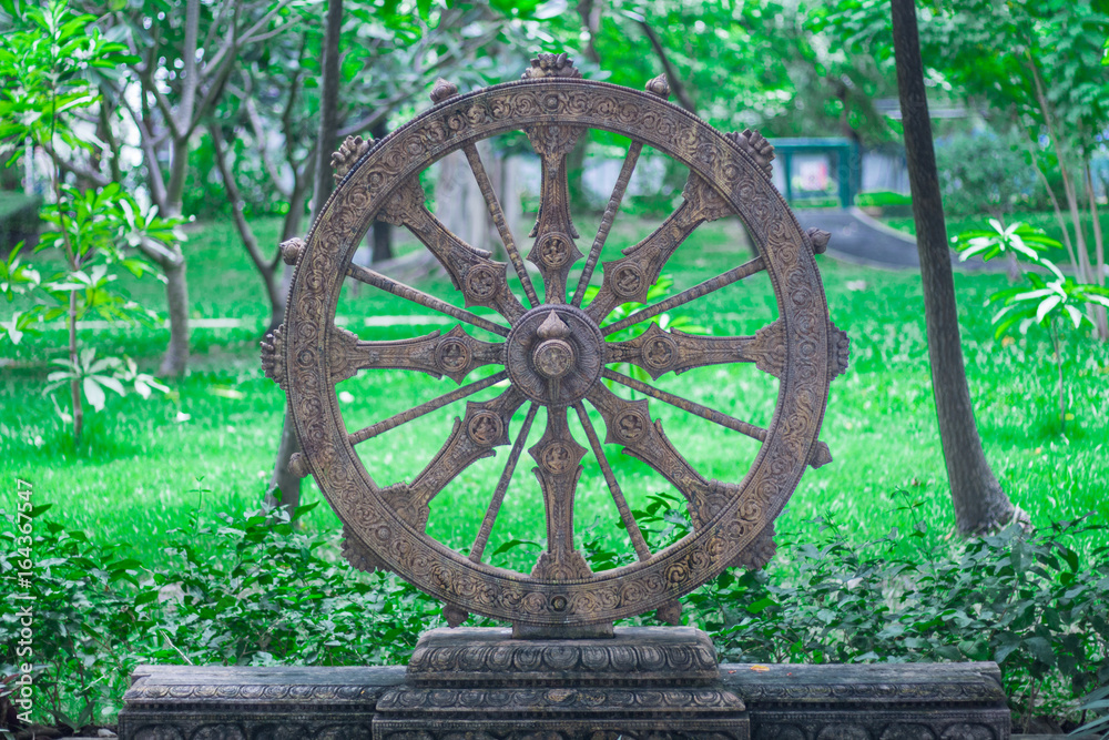 Wheel of life or Dharmachakra, Wheel of Dhamma foto de Stock | Adobe Stock