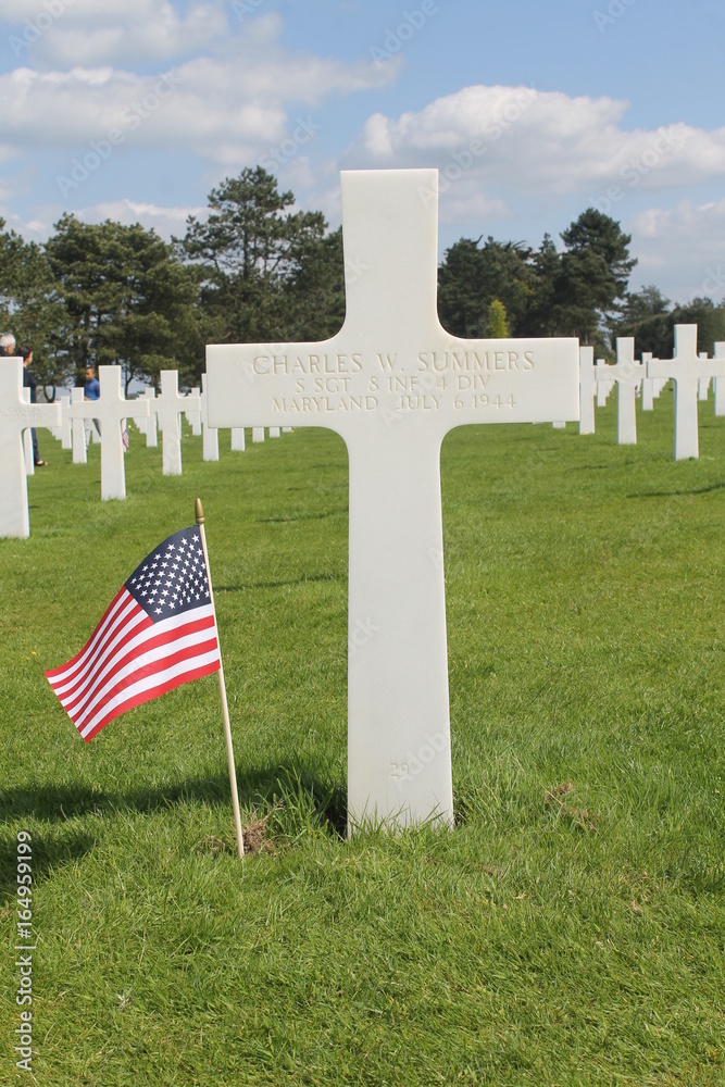 Tombe au cimetière américain de Normandie - Colleville-sur-Mer foto de ...