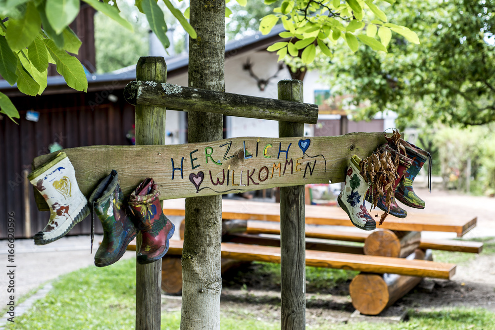Party Label rubber boots sign wooden, forest tree house Herzlich ...