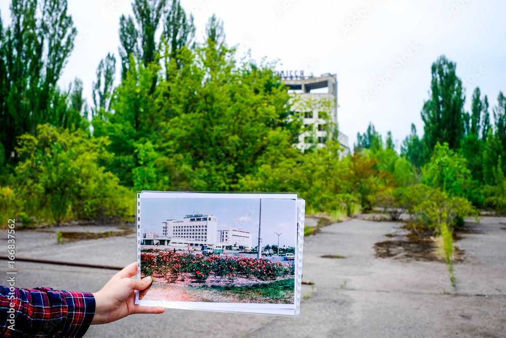 Shocking comparison of Pripyat before and after 30 years from the ...