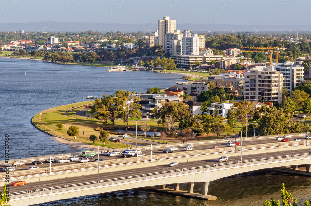 Narrows Bridge, Swan River and South Perth Esplanade photographed from ...