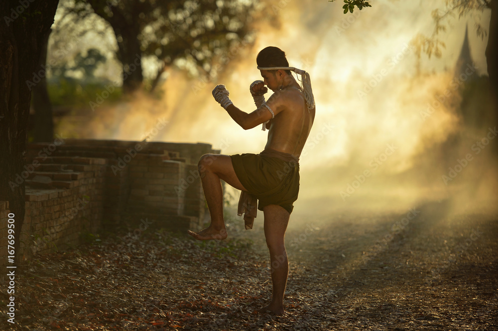 Muay thai, Thai Boxer training in sunset background,Thai boxer culture ...