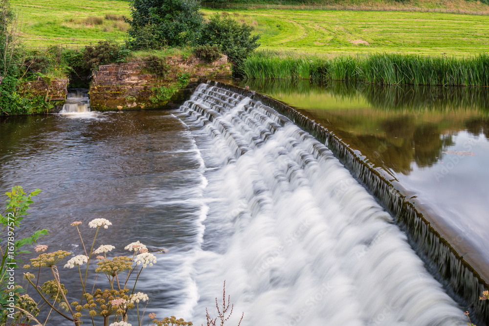 River Aln Weir and Fish Pass / The River Aln runs through ...