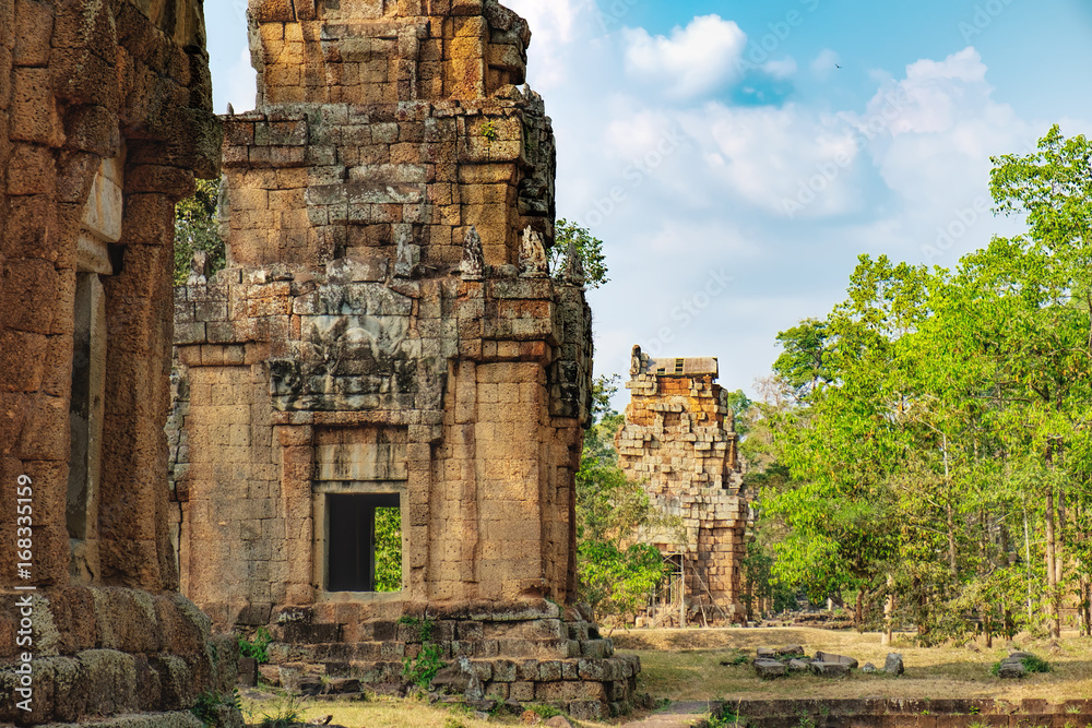Prasat Suor Prat is located at eastern side of royal square in Angkor ...