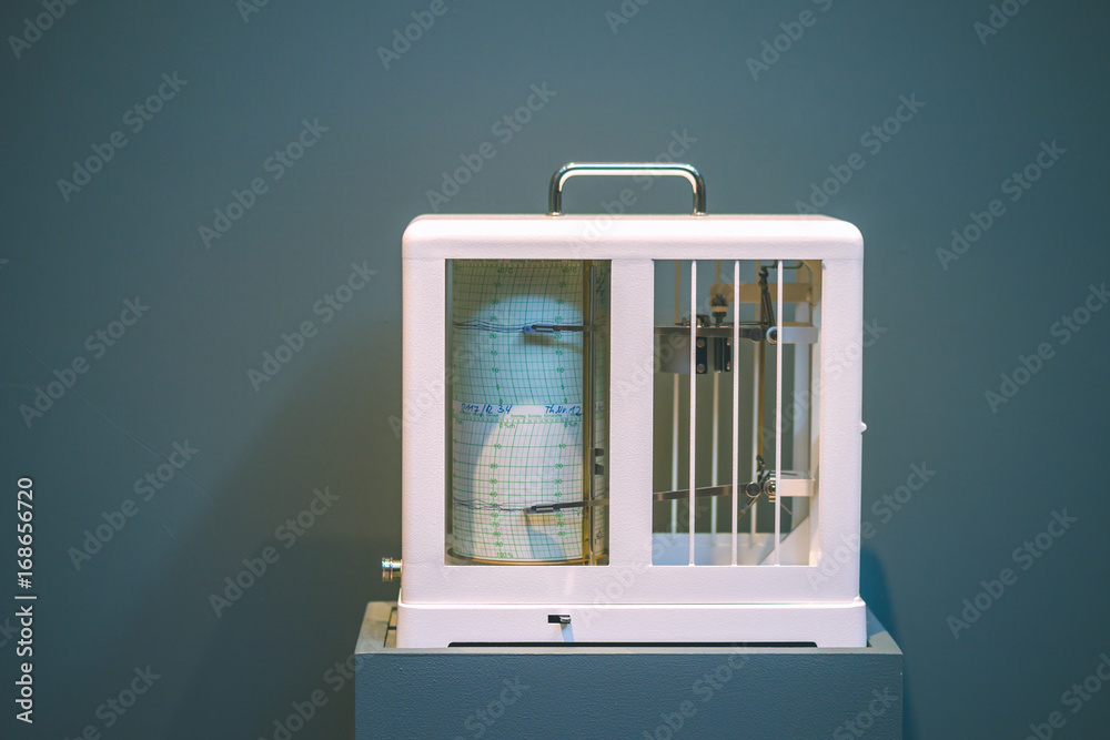 Seismological device for measuring earthquakes. Seismograph records an ...