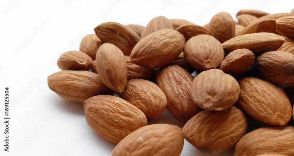 Almond foto de Stock | Adobe Stock