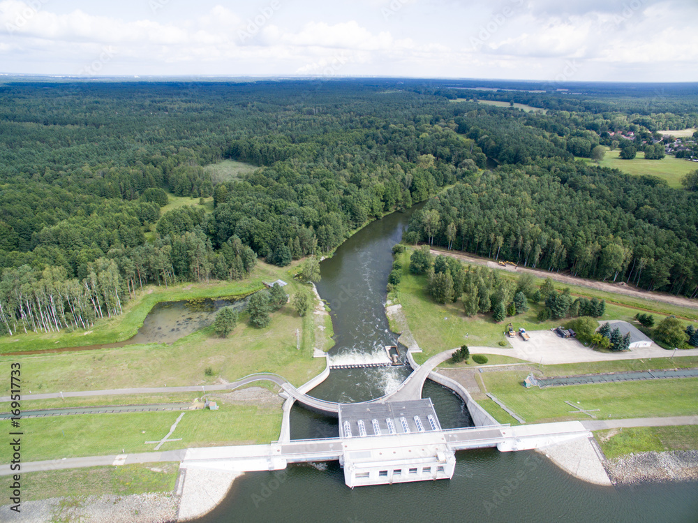 Staumauermit Stausee und Wasserkraftwerk Spremberger See Luftbild Stock ...