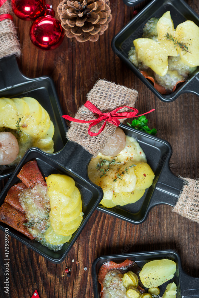 Raclette - Wurst und Käse - Platte - Jause - Zutaten - Grill - Grillen ...