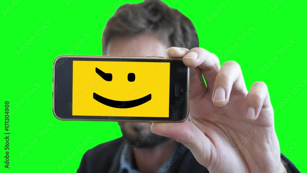 Vidéo Stock Happy Face Message In Smartphone On Green Screen Background ...