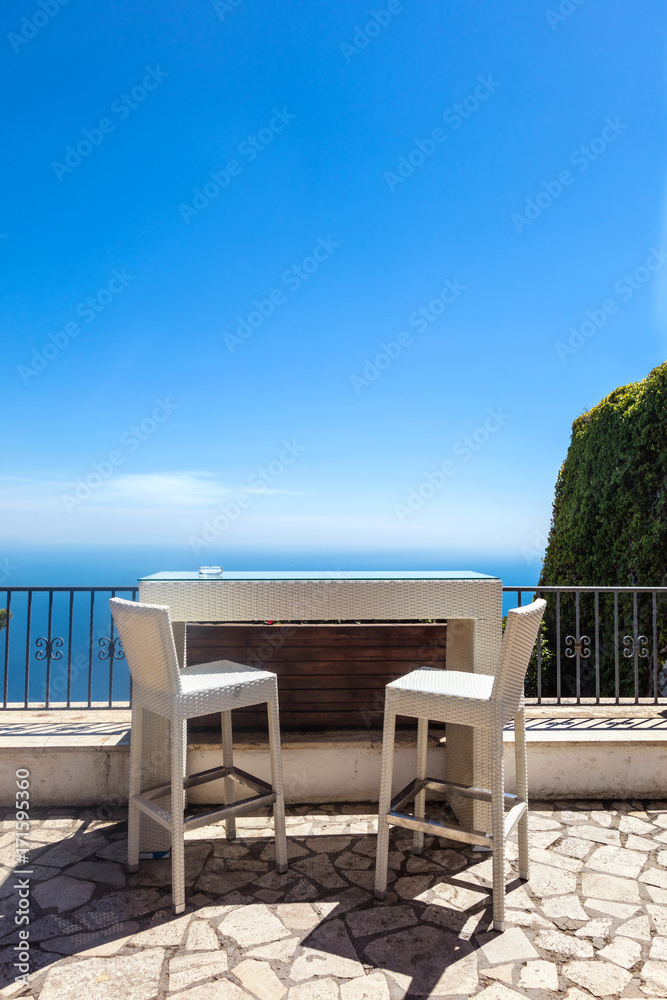 Vue sur la mer depuis les hauteurs de Mont Solaro, Anacapri, Ile de ...