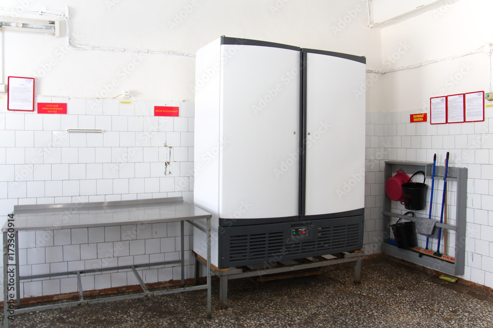 Dining room in armiyu. What to eat military. Real photo from the army ...