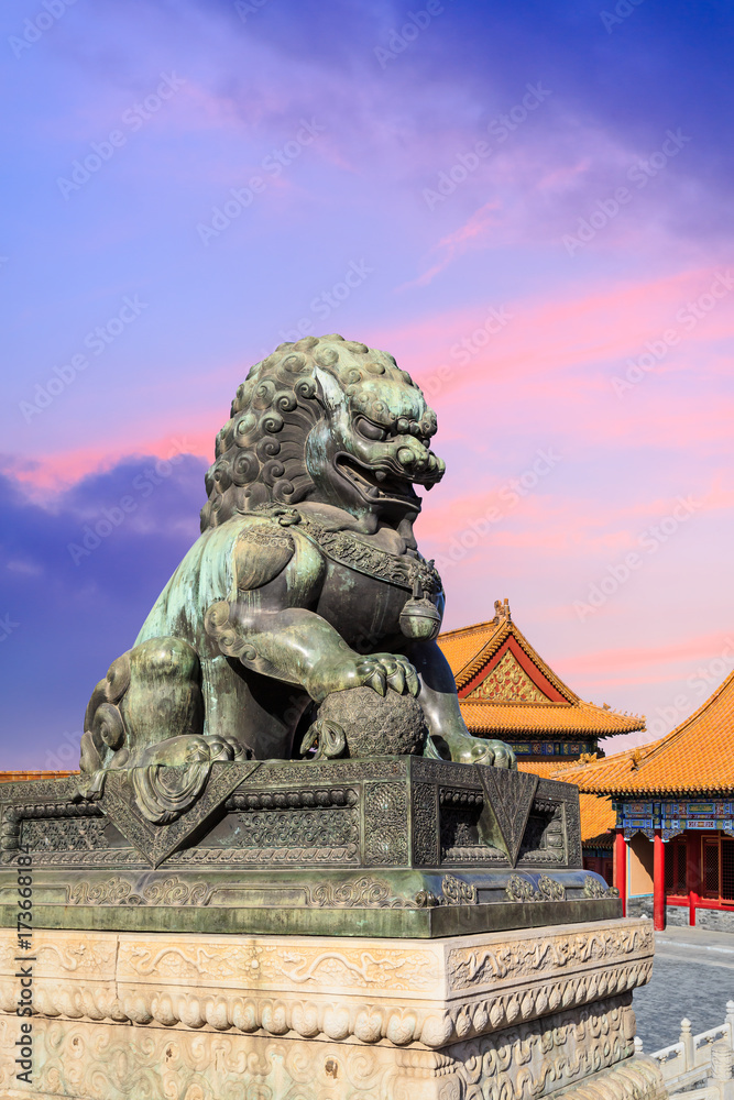 Bronze lion at the Forbidden City,Beijing,Chinese cultural symbols ...