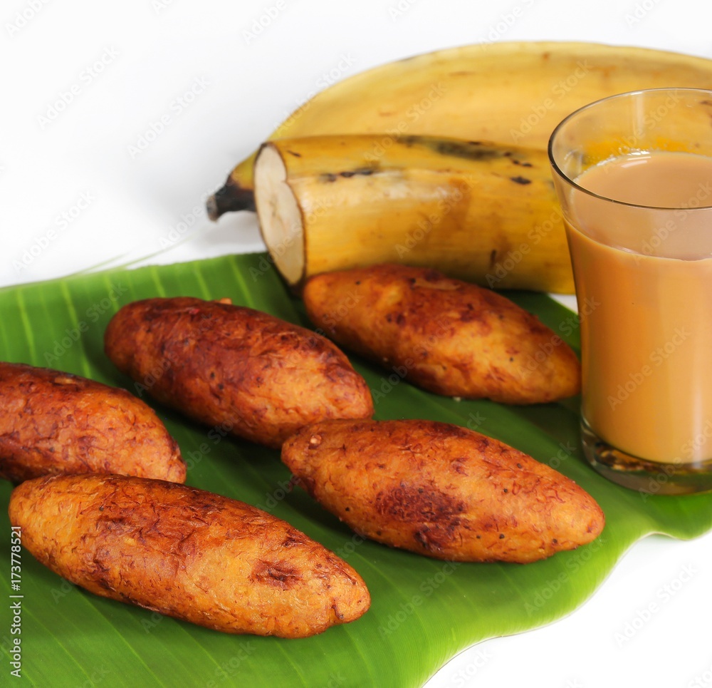 Foto de Unnakaya / Plantain fritters with coconut filling - Ramadan ...