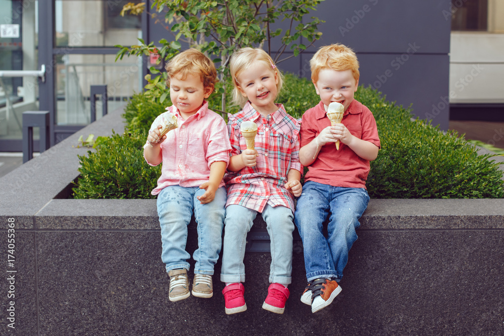 3 Friends Together Forever