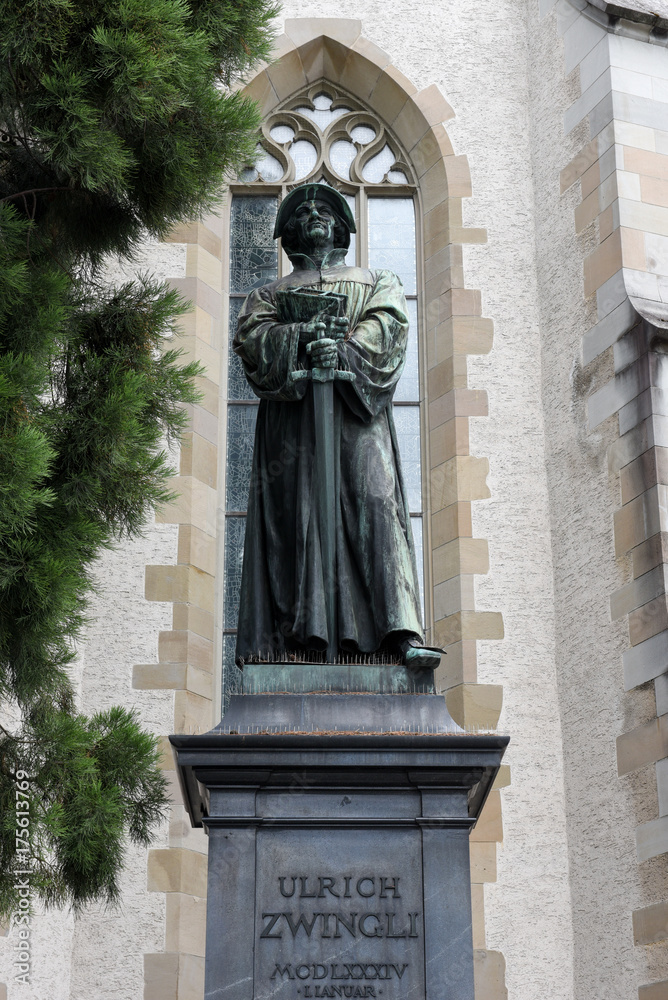 Ulrich Zwingli Statue