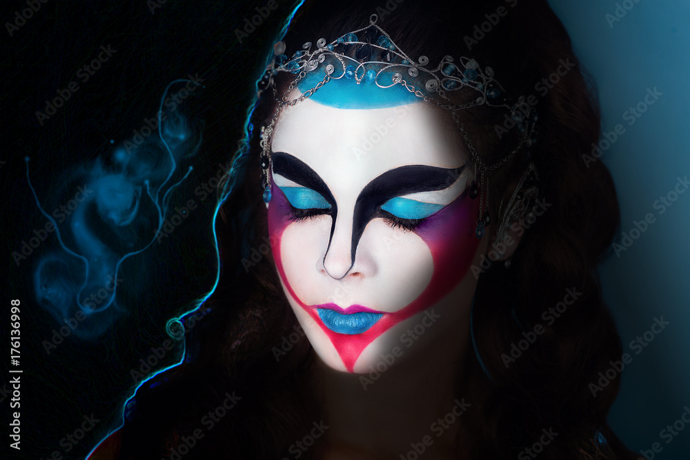 Magic Woman Face art Portrait of the magician with geometrical face art ...