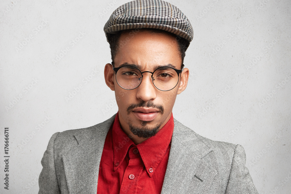 Oval Face Men