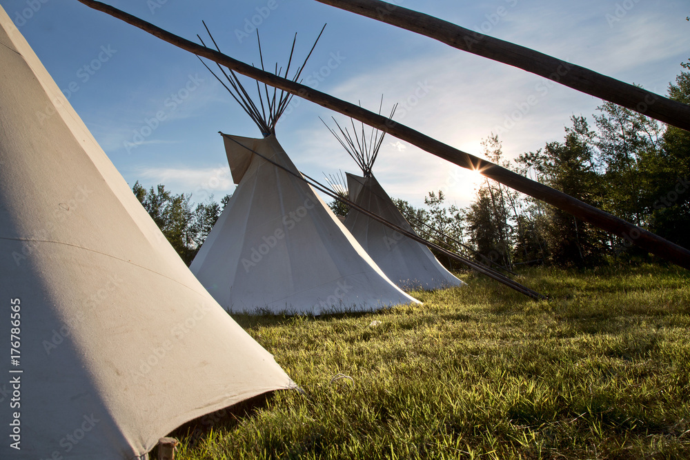 Poster First Nation Teepee – Wall Art | UkPosters