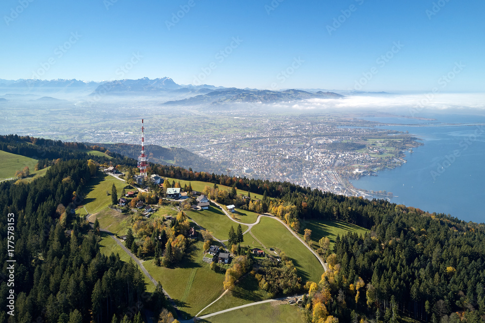 Blick auf Bregenz vom Pfänder foto de Stock | Adobe Stock