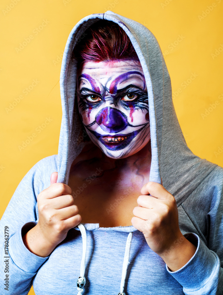 Halloween ugly clown foto de Stock | Adobe Stock