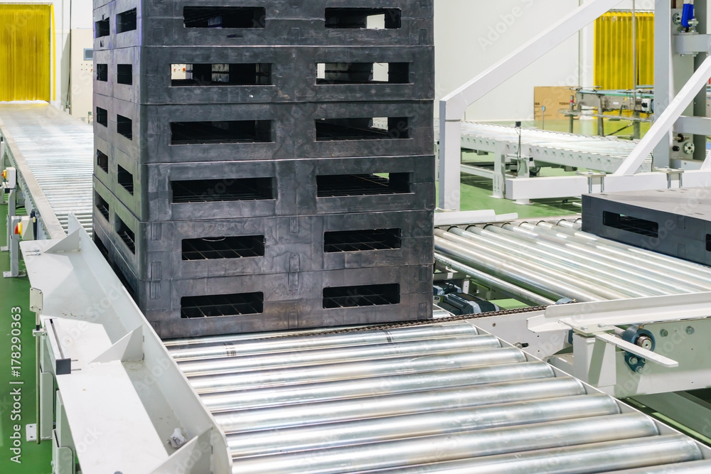 Pallet at automated storage and retrieval system in warehouse Stock ...