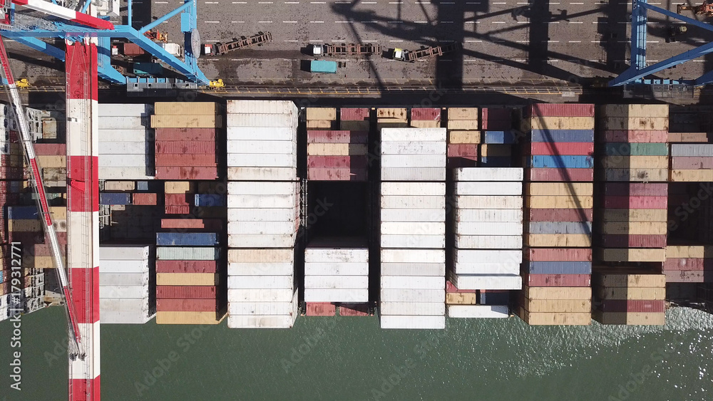 underway - LARGE container ship fully loaded with containers and cargo ...