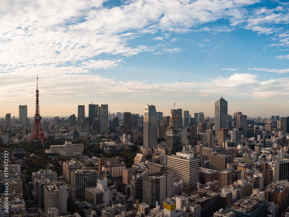 Cityscape from Shimbashi to Toranomon in Tokyo, Japan. Shimbashi and ...