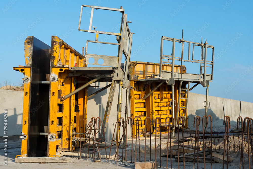 coffrage sur le chantier Stock Photo | Adobe Stock