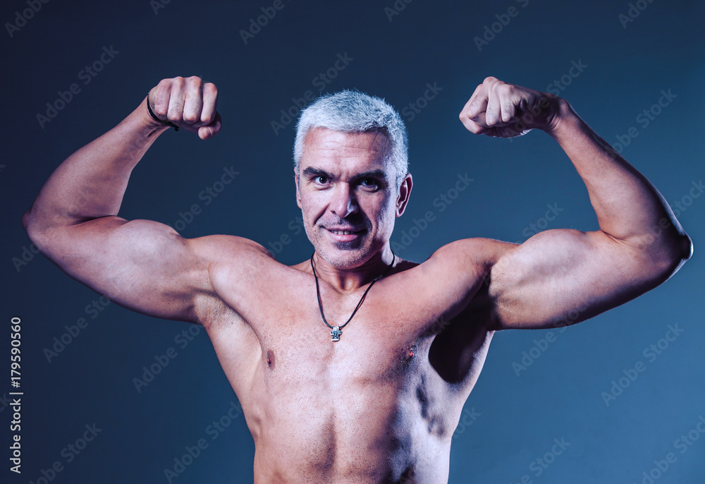 Strong Man Fitness Model Torso showing flexing bicep muscle (Healthy ...