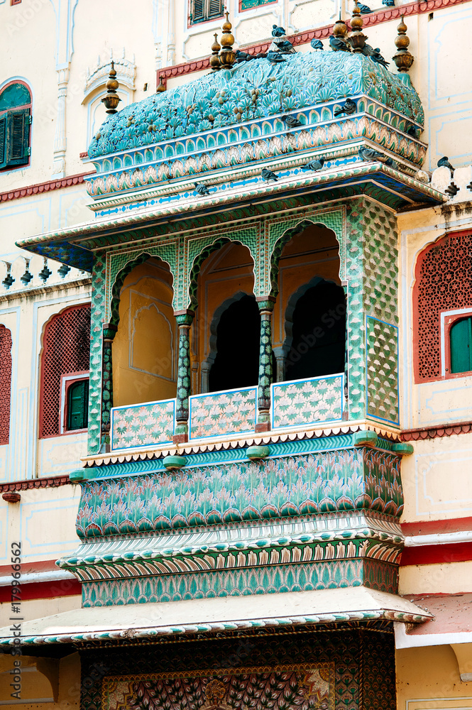 Balcony on Chandra Mahal Palace (Jaipur City), Rajasthan, India ...