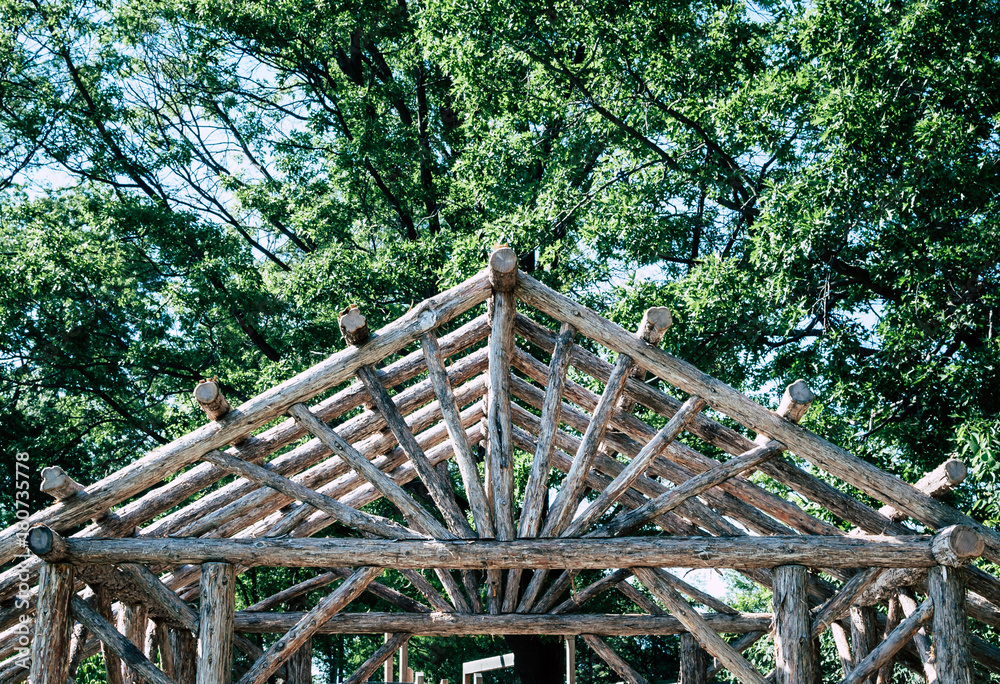 Abstract outdoor wooden canopy roof structure. Roof wood stick design ...