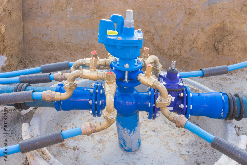Wasserleitung - neuer Hydrant mit Absperrschieber und Hausanschlüssen ...