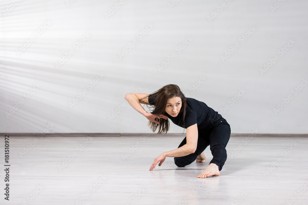 Girl Dancing Contemporary