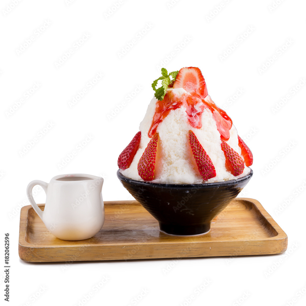Korean shaved ice dessert with sweet toppings, Strawberry Bingsoo or ...