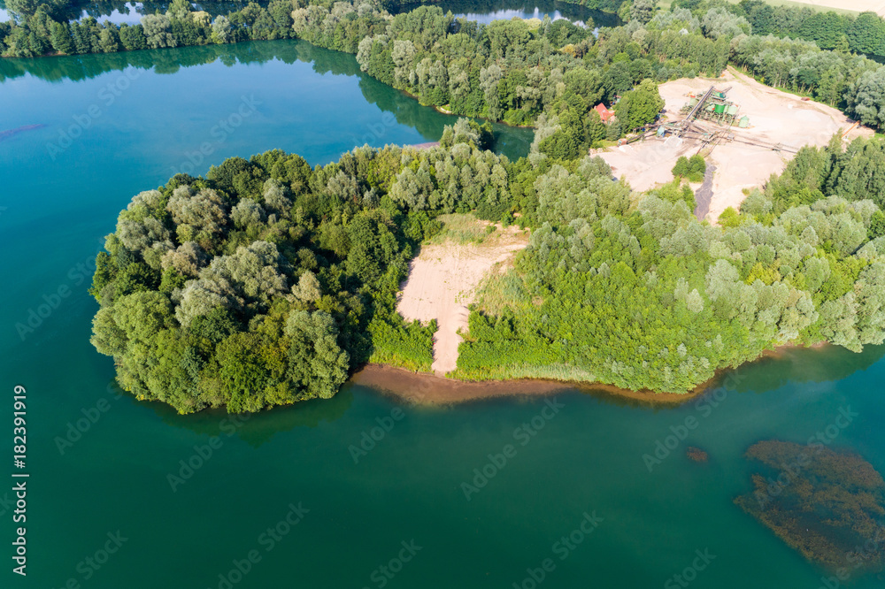 Baggersee von oben Stock-Foto | Adobe Stock