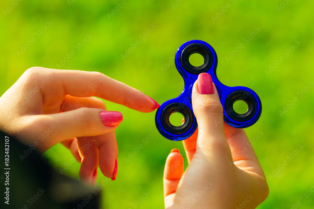 Teen Girl Spinners