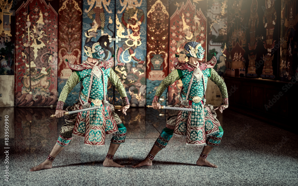 Thailand. Khon performance art of Ramayana story giants green body ...