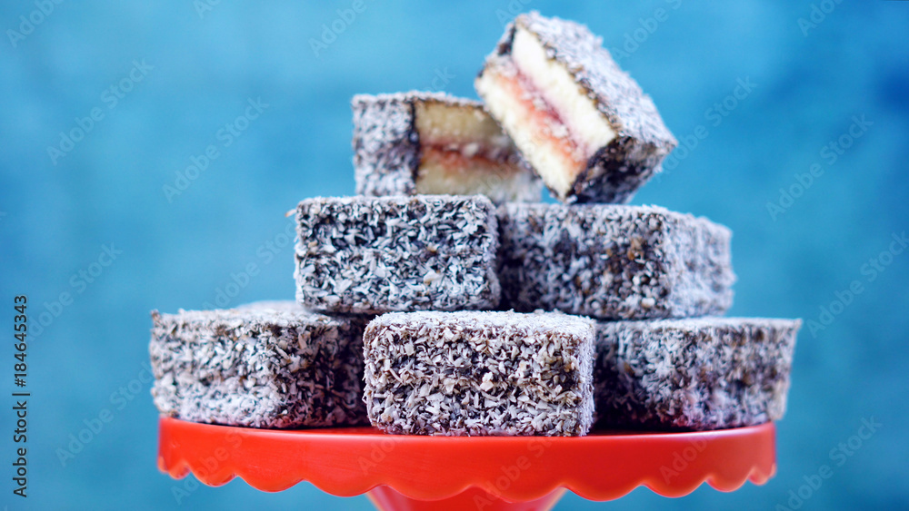 Iconic traditional Australian party food, Lamington cakes and Fairy ...
