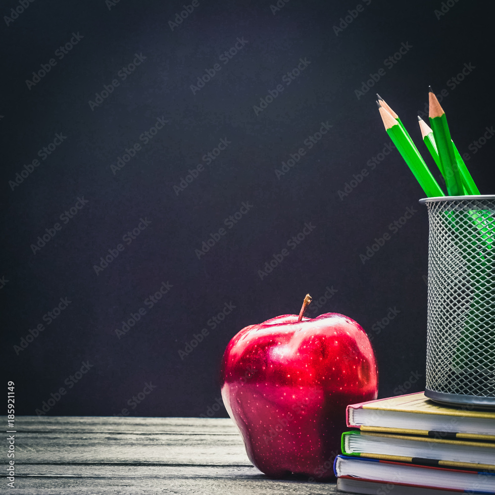 School Apple Border
