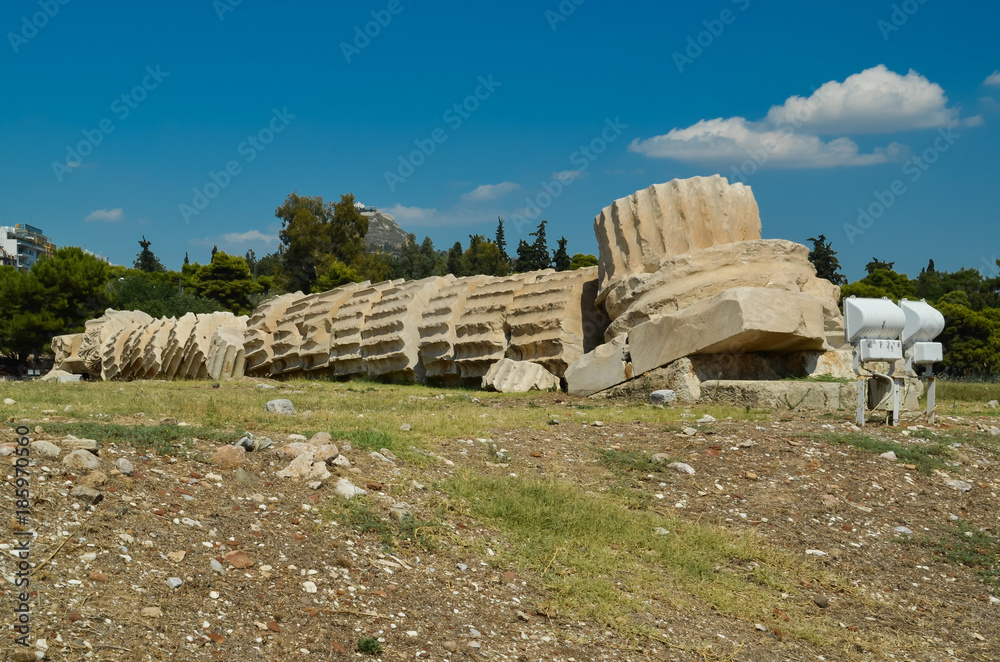 athens greece columns of Olympian Zeus temple, Parthenon view Stock ...