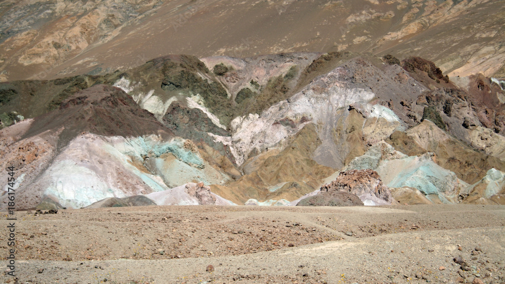 Artists Palette - Colors in rock formations, known as the Artists ...