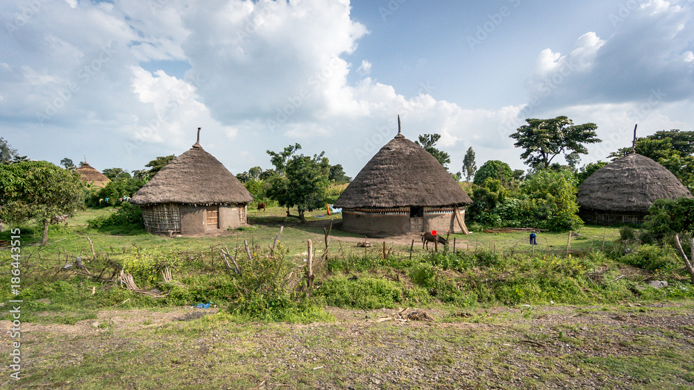 Traditional straw huts in the Omo Valley of Ethiopia Stock Photo ...