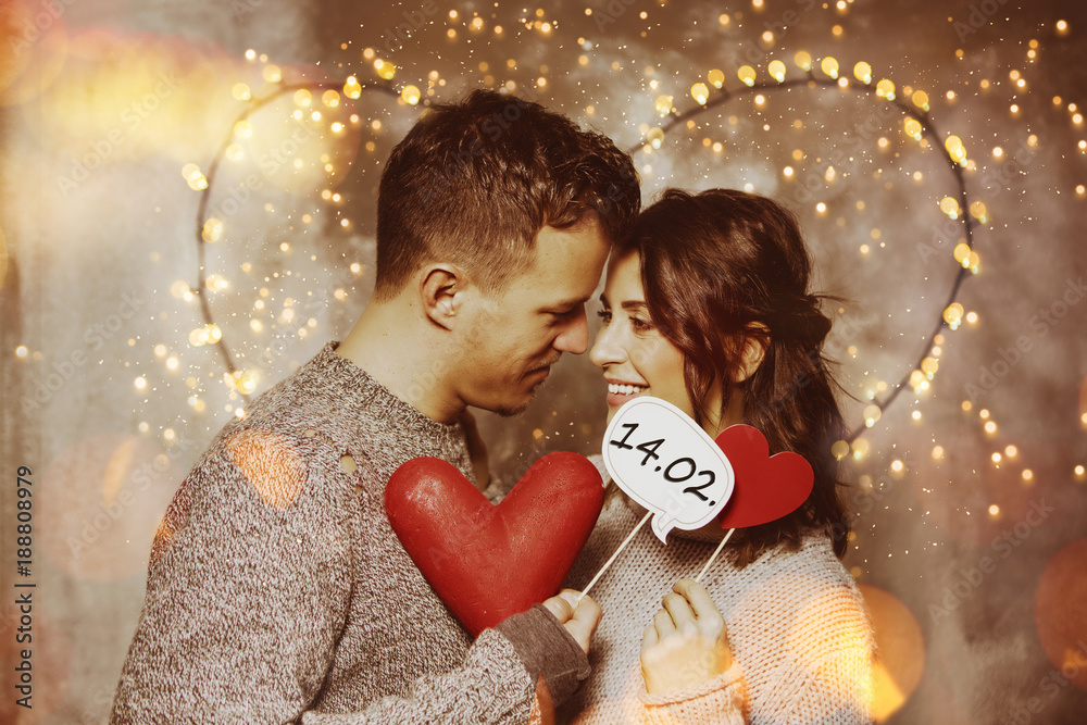 verliebtes paar liebe mann frau Herzen Stock-Foto | Adobe Stock