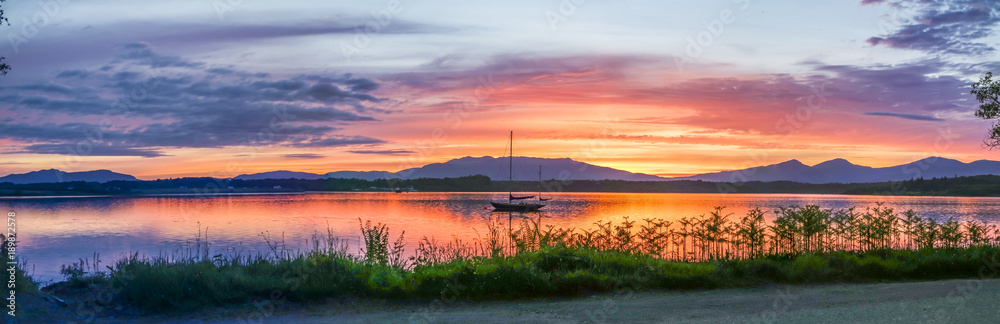Amazing sunset at Loch Linnhe with Shuna Island and Ardnamurchan in ...